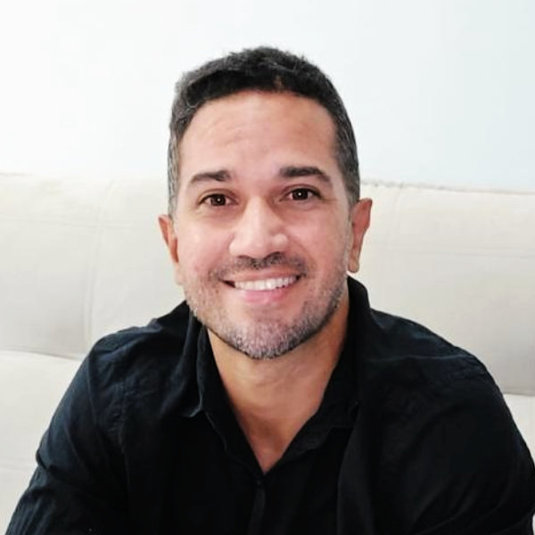 Roger Ramiro · Empreendedorismo e Inovação · DMT Palestras